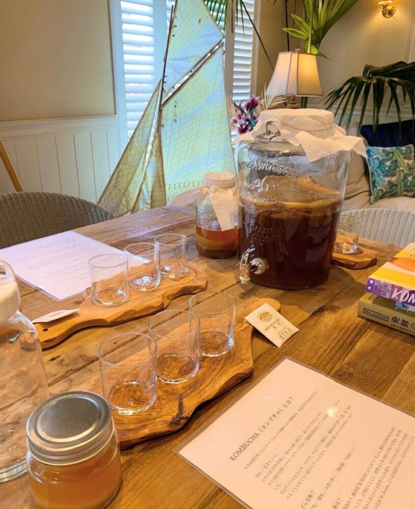 ハワイで愛される発酵飲料「コンブチャ」＆自家製ALOCHA(アロチャ） – ALOHA LIVING inc.